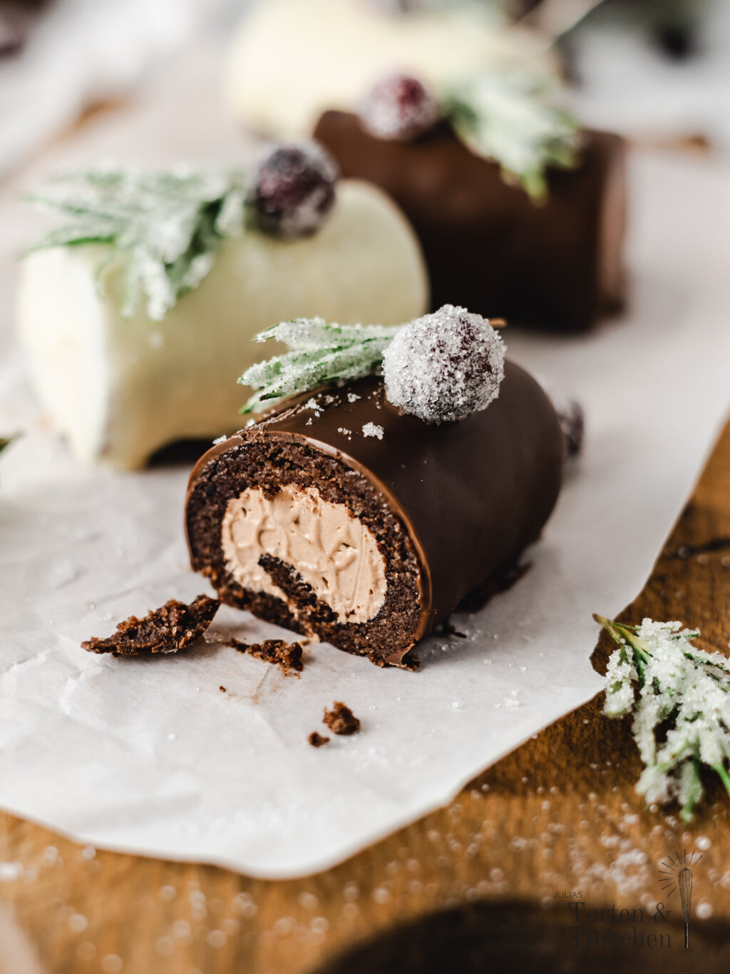 Mini Cake Rolls aus Kuchenresten